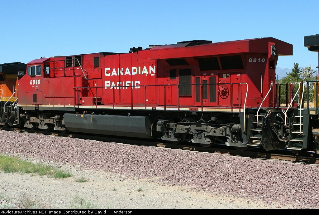 CP 8810